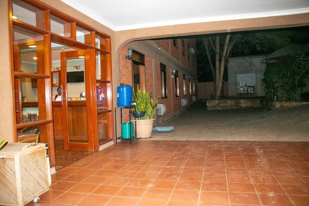 GALLERY – Summit Safari Lodge