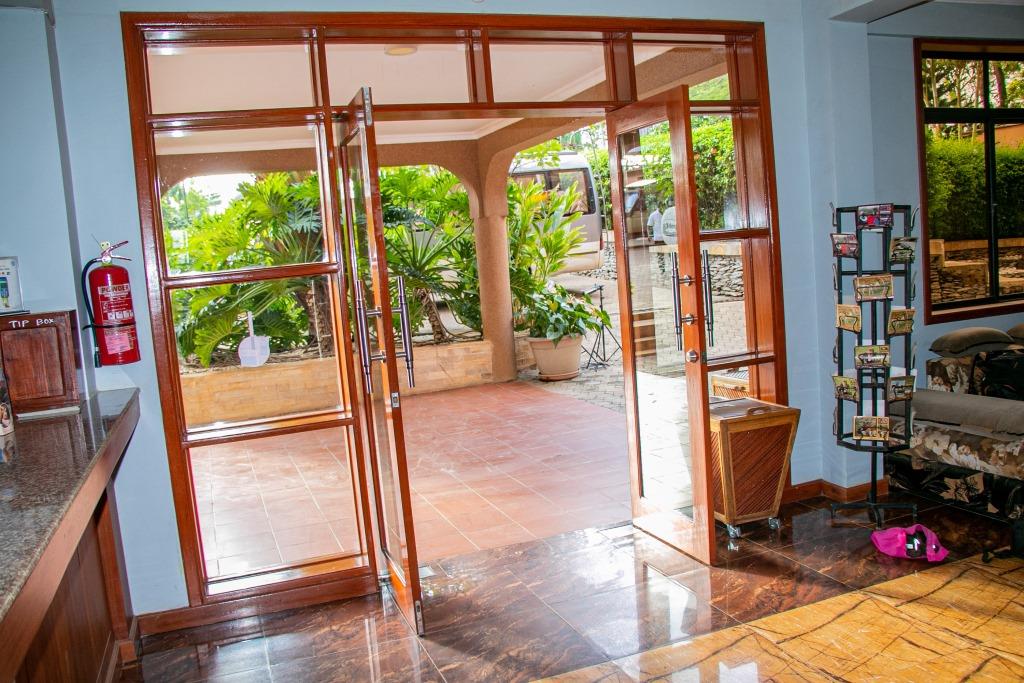 GALLERY – Summit Safari Lodge