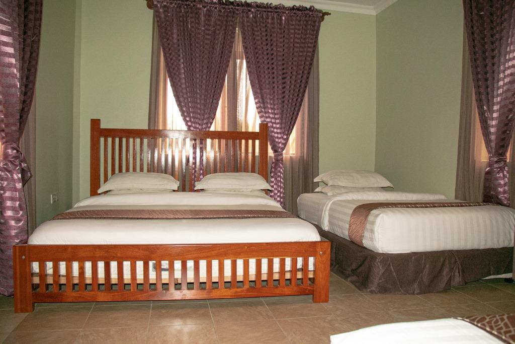 GALLERY – Summit Safari Lodge