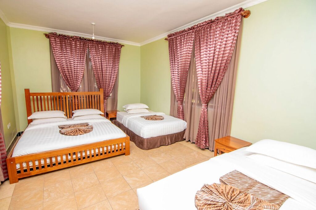 Our Rooms – Summit Safari Lodge